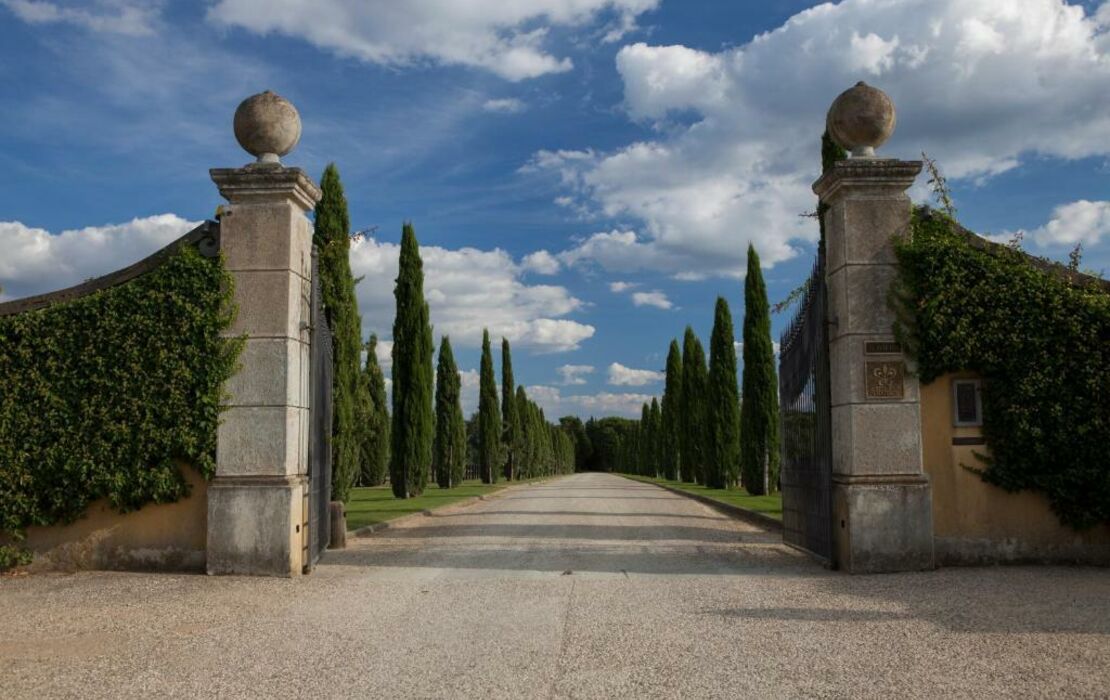 Il Borro Relais & Châteaux, a Design Boutique Hotel San Giustino ...