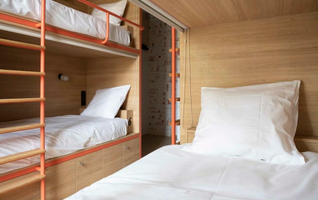 Central Hostel Bordeaux Centre, a Design Boutique Hotel Bordeaux, France