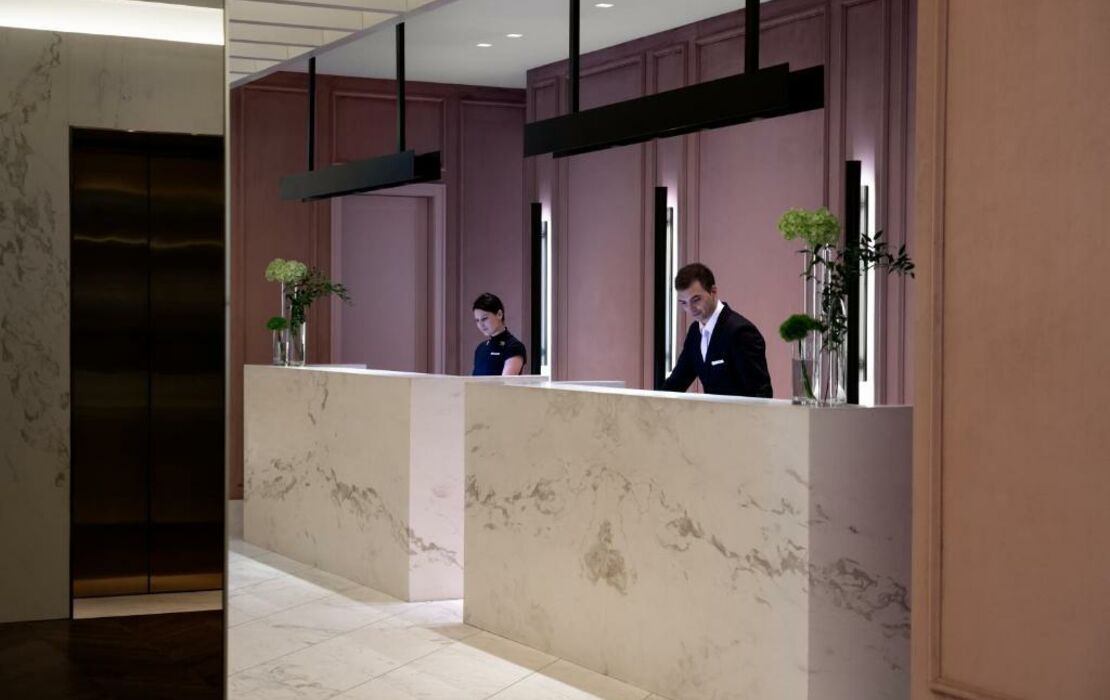 Four Seasons Hotel Montreal, a Design Boutique Hotel Montreal, Canada