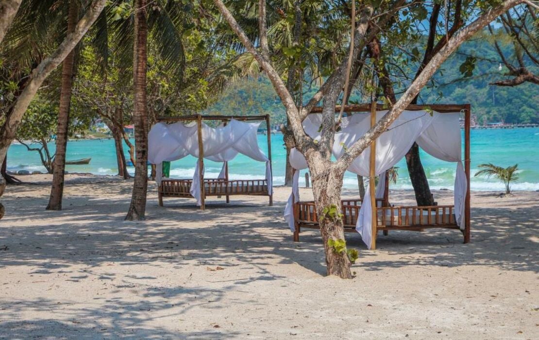 ISLAND CENTER POINT, a Design Boutique Hotel Preah Sihanouk, Cambodia