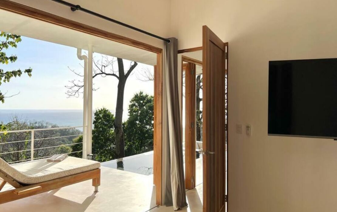 Nooli: Pool, King Size Bed , Ocean & sunset view, a Design Boutique ...