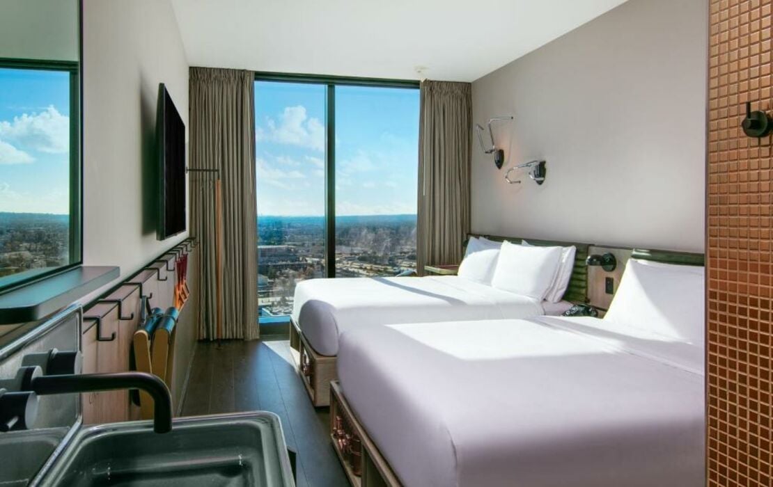 Moxy Downtown Los Angeles, a Design Boutique Hotel Los Angeles, U.S.A.