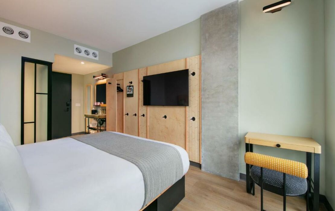 Moxy Brooklyn Williamsburg, a Design Boutique Hotel Brooklyn, U.S.A.