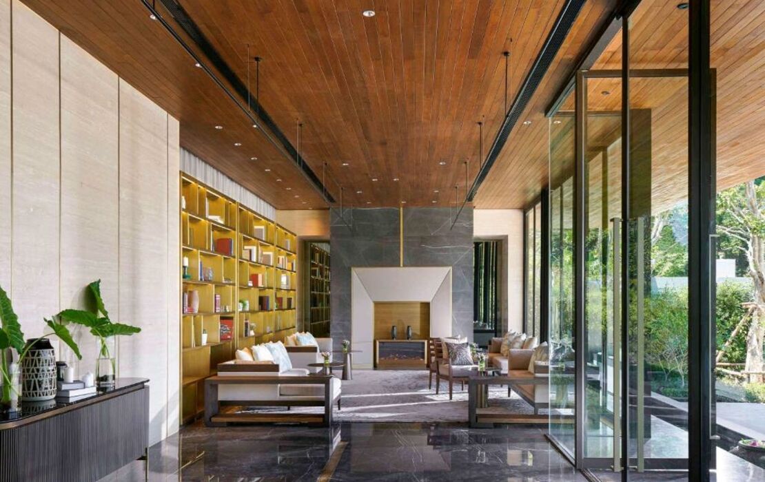 V Villas Phuket, MGallery, a Design Boutique Hotel Tambon Wichit, Thailand