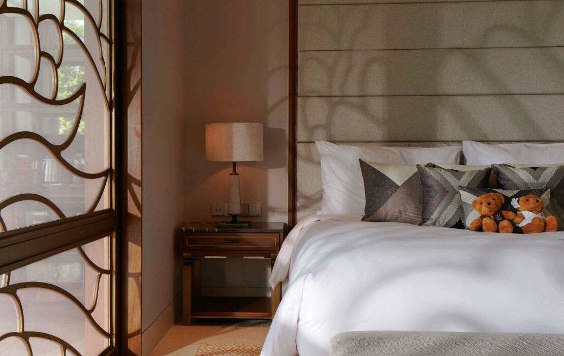 V Villas Phuket, MGallery, a Design Boutique Hotel Tambon Wichit, Thailand