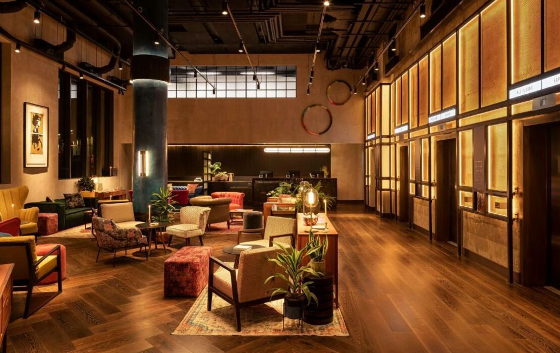 The Gantry London, Curio Collection By Hilton, a Design Boutique Hotel ...