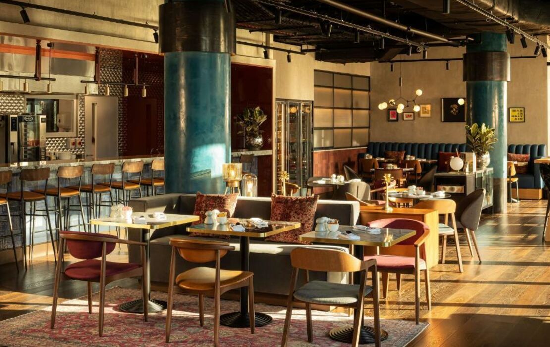 The Gantry London, Curio Collection By Hilton, a Design Boutique Hotel ...