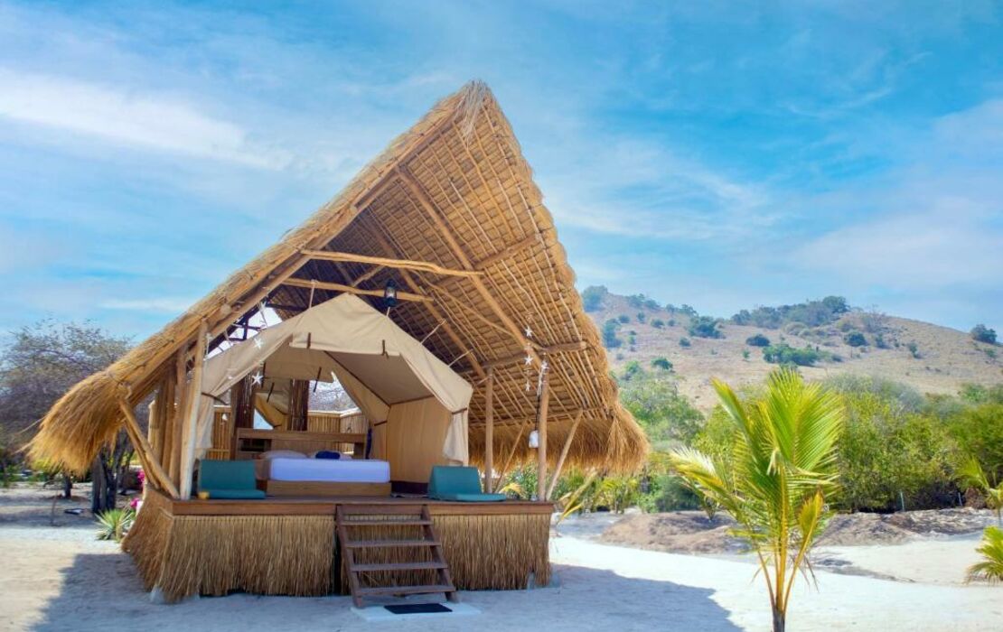 Le Pirate Island - Adults Only, Labuan Bajo, Indonesien