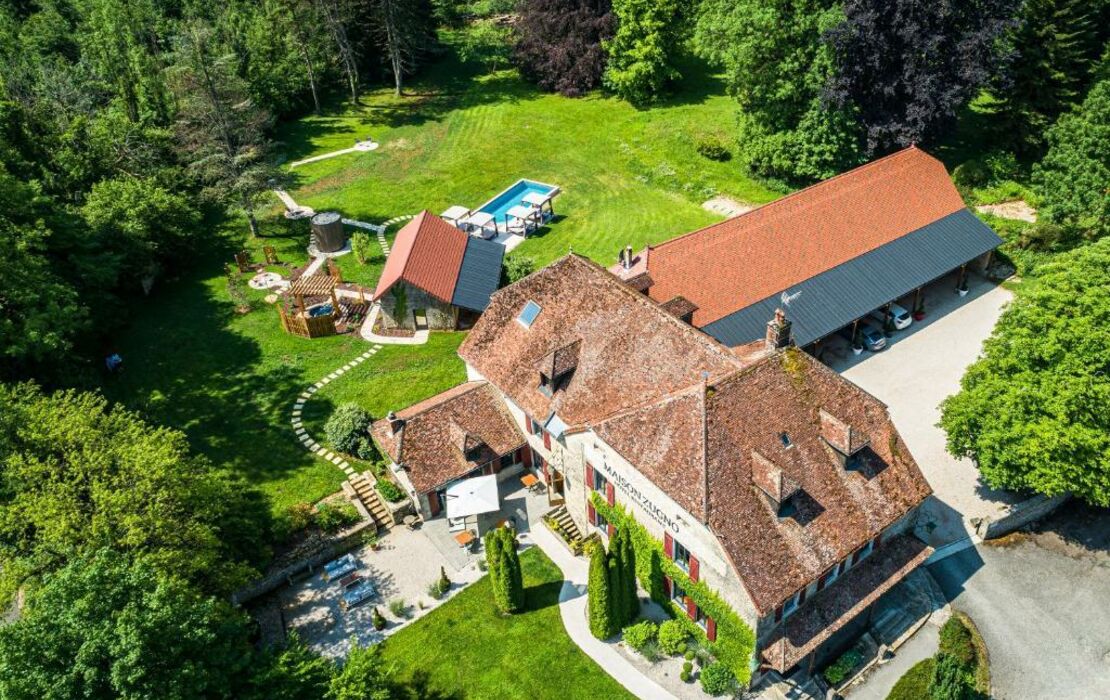 Maison Zugno Hôtel & Spa, a Design Boutique Hotel Barretaine, France