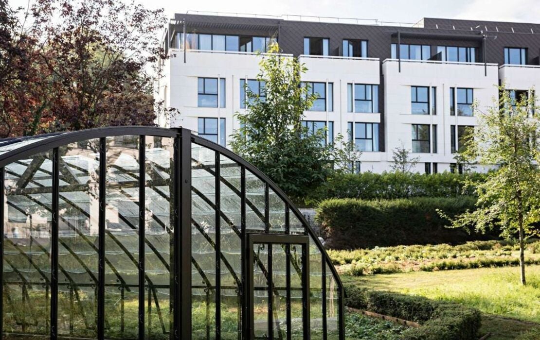 Domaine Reine Margot Paris - Issy MGallery Collection, a Design ...