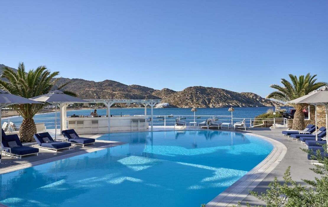 Ios Grand Pool Suites, a Design Boutique Hotel Mylopotas, Greece