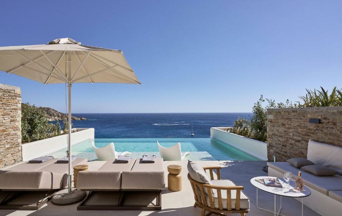 Ios Grand Pool Suites, a Design Boutique Hotel Mylopotas, Greece