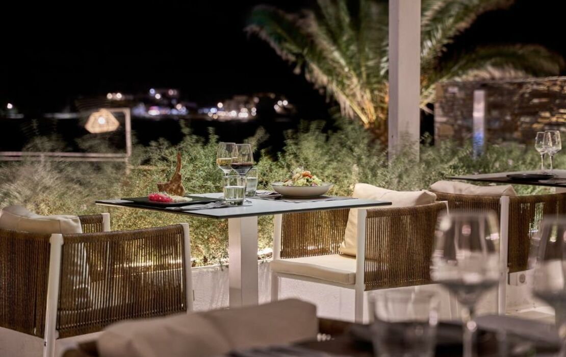 Ios Grand Pool Suites, a Design Boutique Hotel Mylopotas, Greece