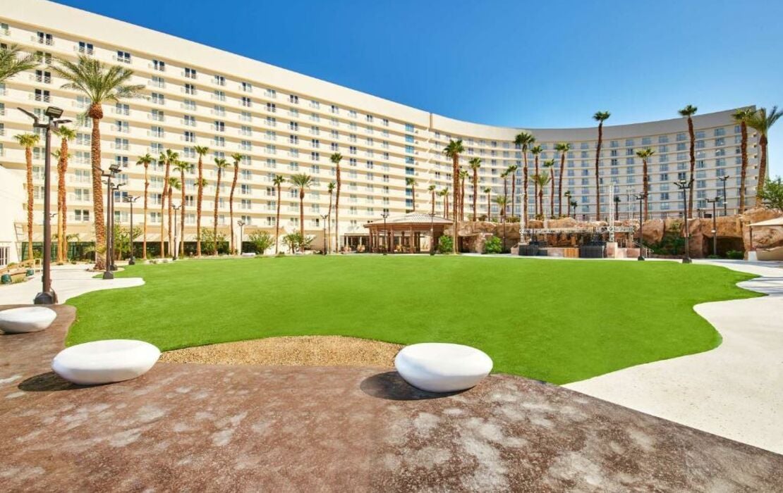 Virgin Hotels Las Vegas, Curio Collection by Hilton, a Design Boutique Hotel Las Vegas, U.S.A.