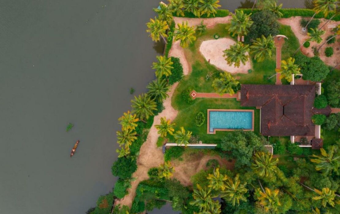 Vismaya Lake Heritage, Turavūr, Indien