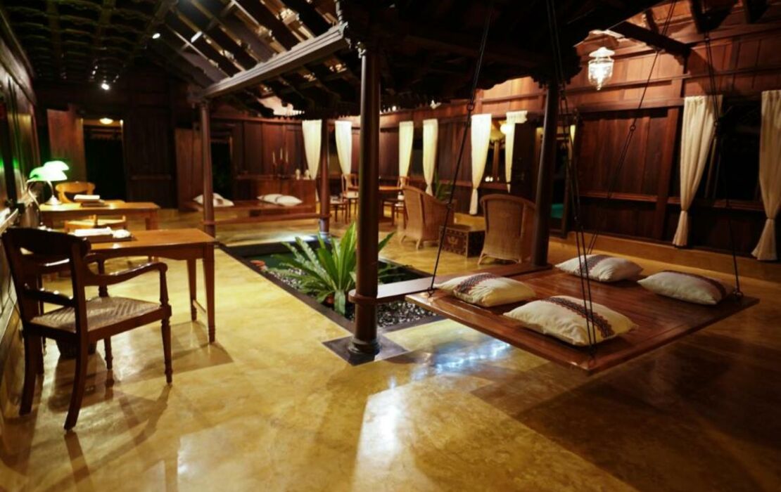 Vismaya Lake Heritage, a Design Boutique Hotel Turavūr, India