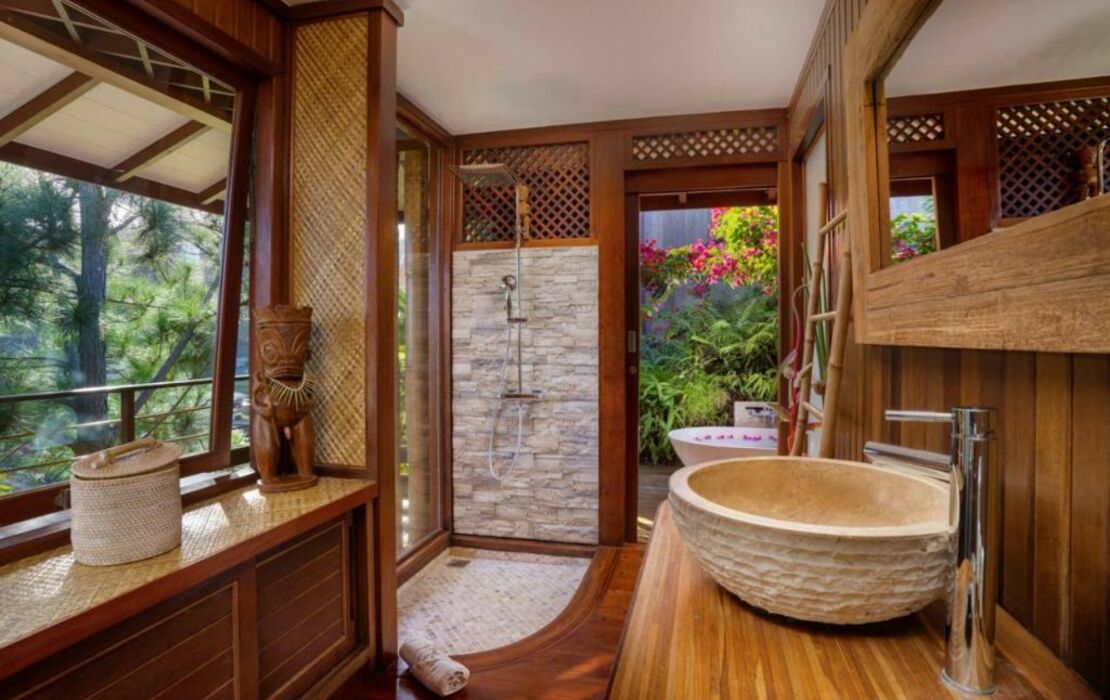 Villa Manuiti, balinese luxury home - private swim SPA, ocean view ...