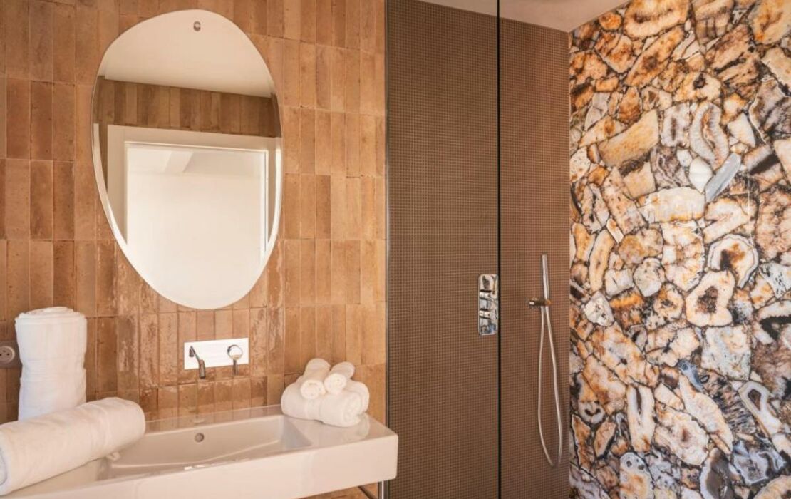 Maison Carla Rosa Cannes, a Design Boutique Hotel Cannes, France