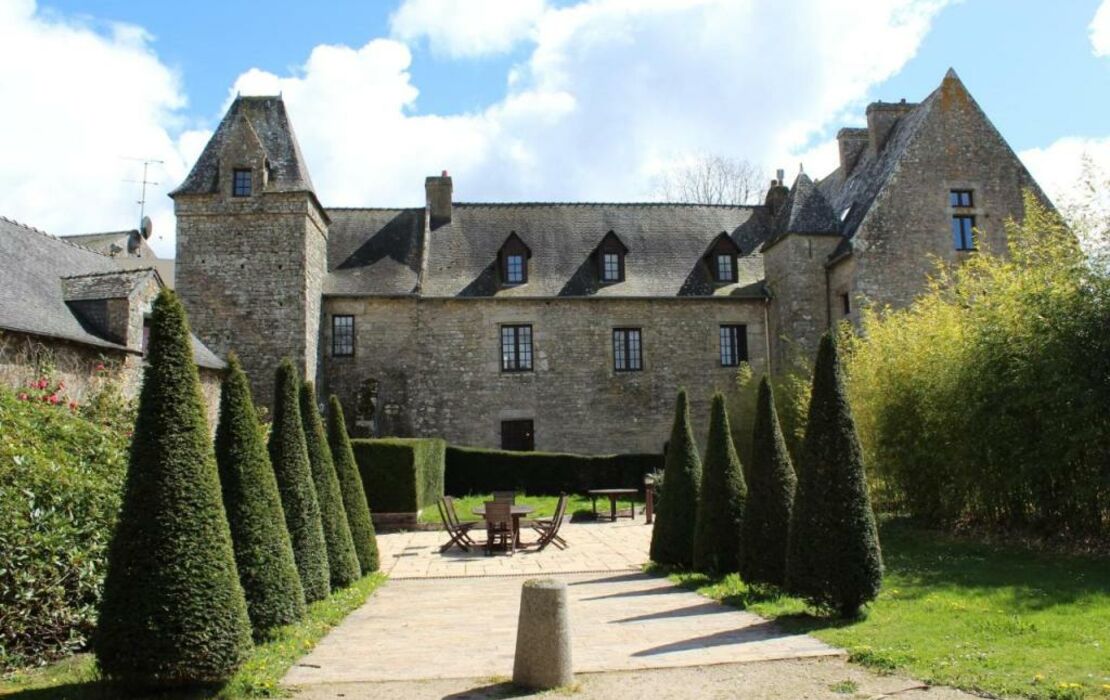 La Maison OBONO Hôtel & Spa, a Design Boutique Hotel Le Bono, France