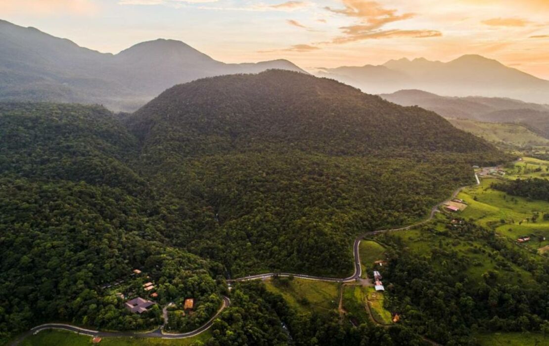 Hideaway Rio Celeste Hotel, a Design Boutique Hotel Bijagua, Costa Rica