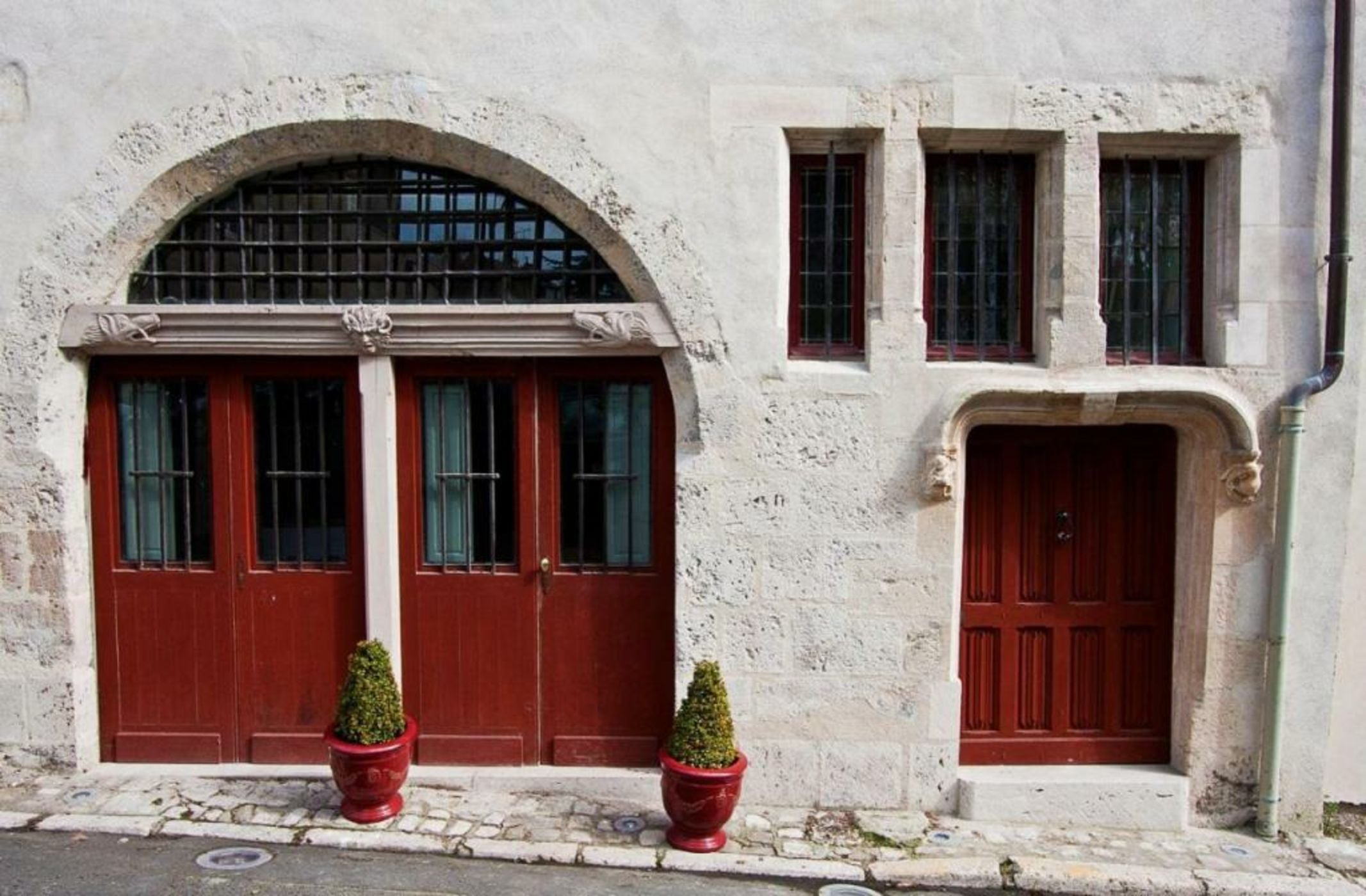 Les Trois Maillets, Monument Historique, een boetiekhotel Orléans ...