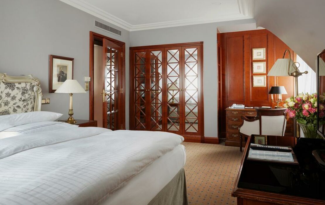 Schlosshotel Berlin by Patrick Hellmann, a Design Boutique Hotel Berlin ...