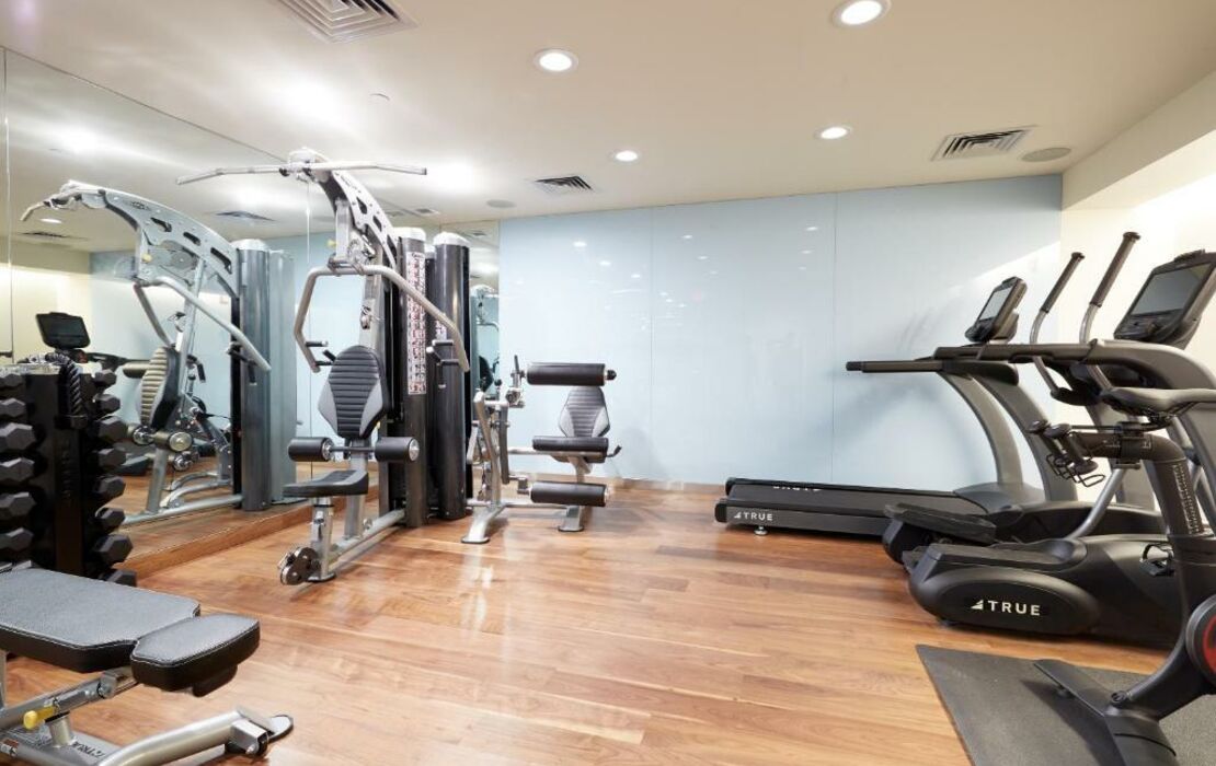 Chambers Hotel NYC - Experience the Best of NYC at an Unbeatable Price!