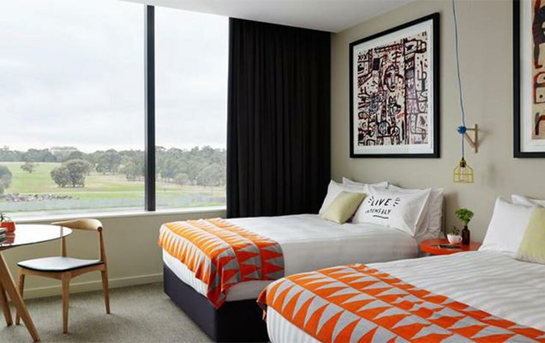 Art Series - The Larwill Studio, a Design Boutique Hotel Melbourne ...