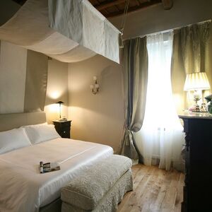 Crossing Condotti, a Design Boutique Hotel Rome, Italy