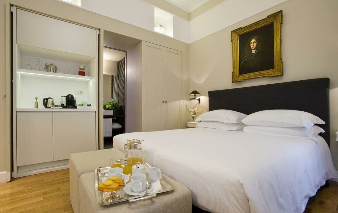 Crossing Condotti, a Design Boutique Hotel Rome, Italy