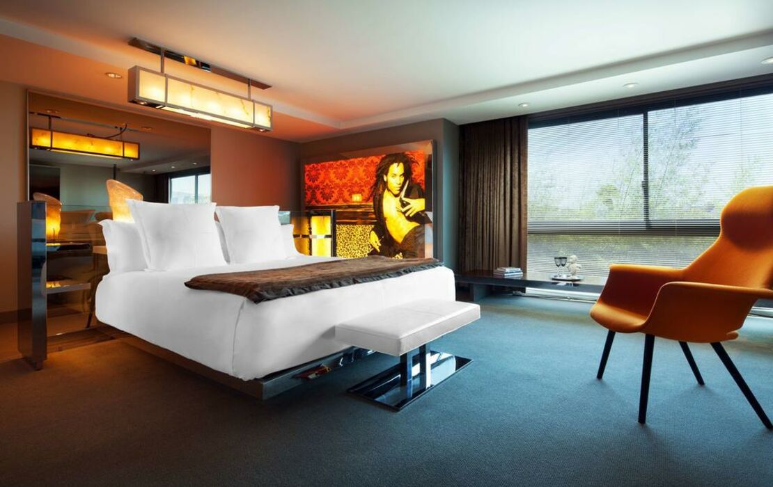 SLS Hotel Beverly Hills - Best hotel in beverly hills