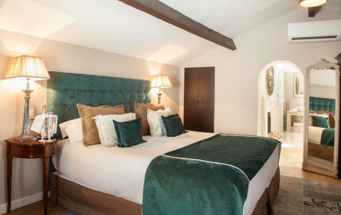 Chateau Eza, a Design Boutique Hotel Èze, France