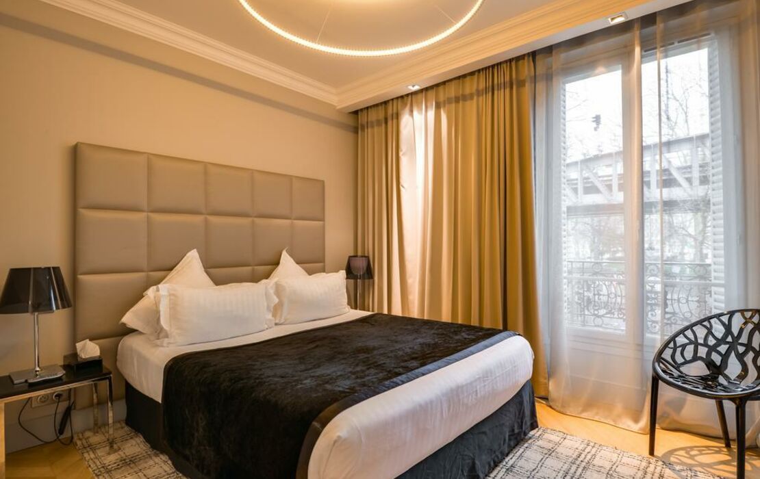 First Hotel Paris Tour Eiffel, a Design Boutique Hotel Paris, France