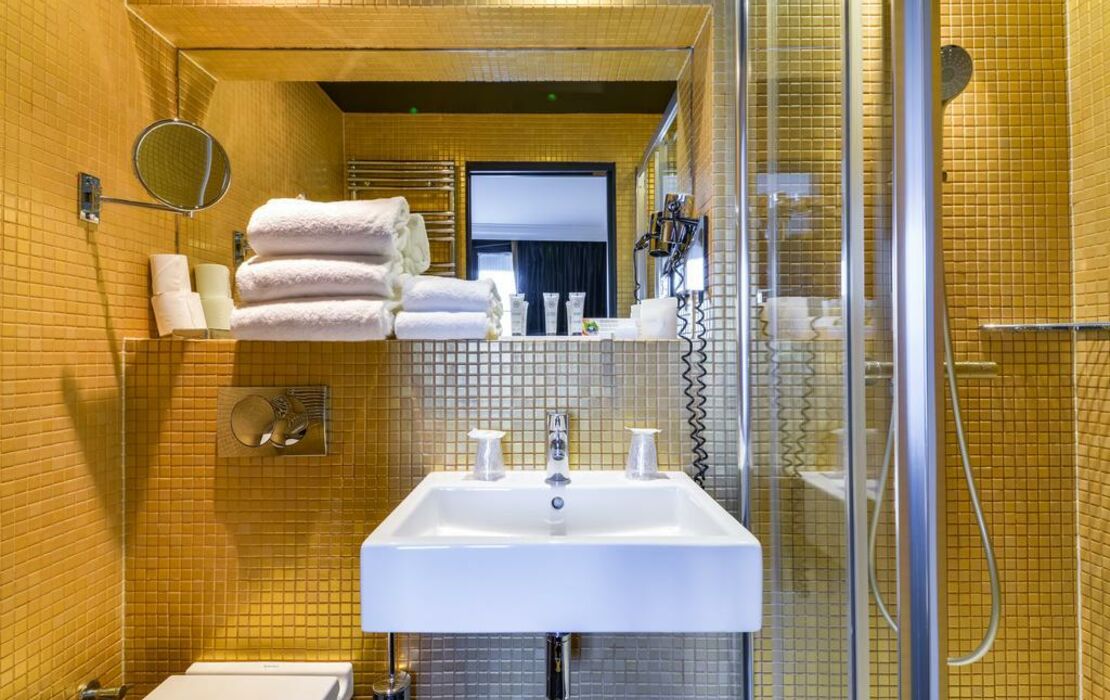 First Hotel Paris Tour Eiffel, a Design Boutique Hotel Paris, France