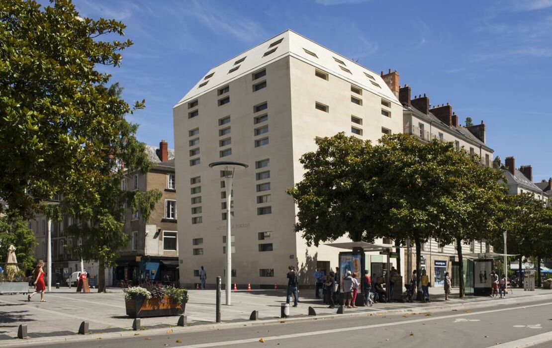 Hôtel La Pérouse, a Design Boutique Hotel Nantes, France