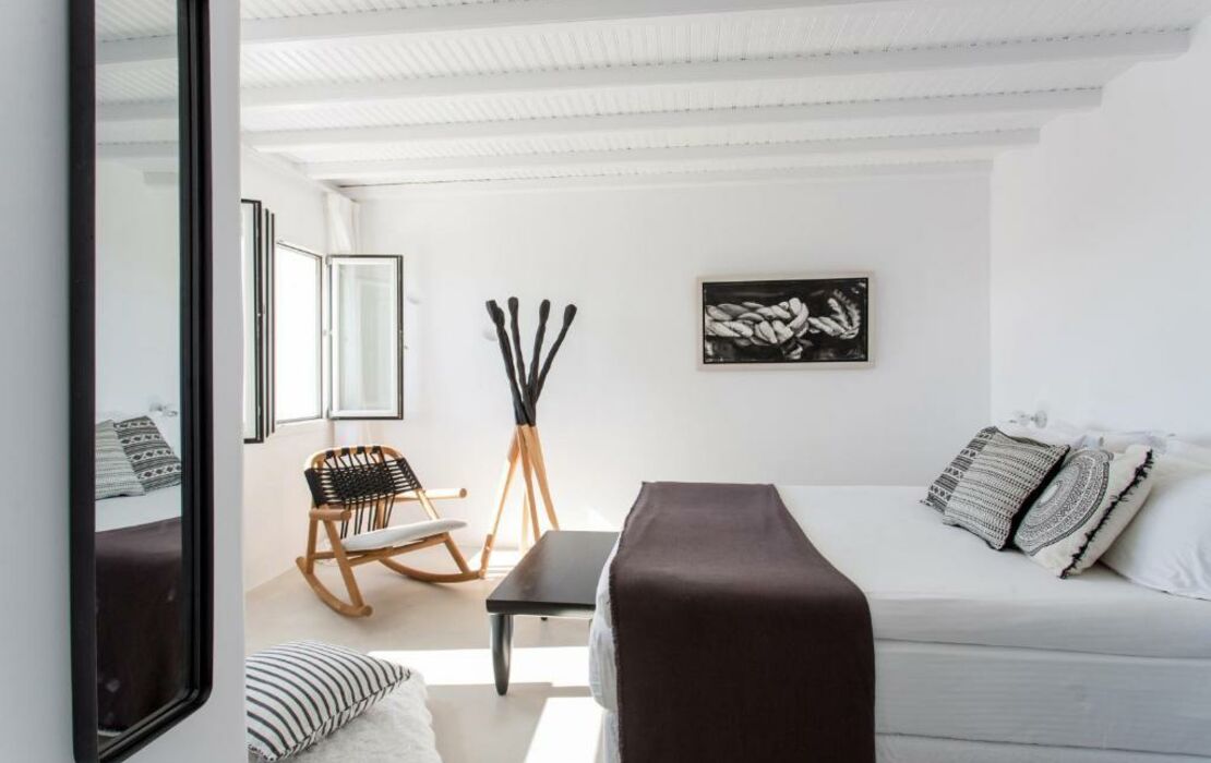 Ostraco Suites, a Design Boutique Hotel Mikonos, Greece