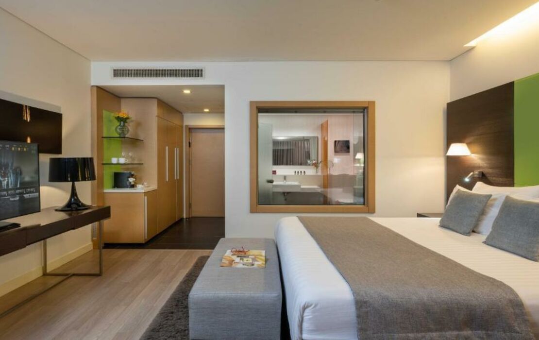 Crowne Plaza Tel Aviv City Center, an IHG Hotel, a Design Boutique ...