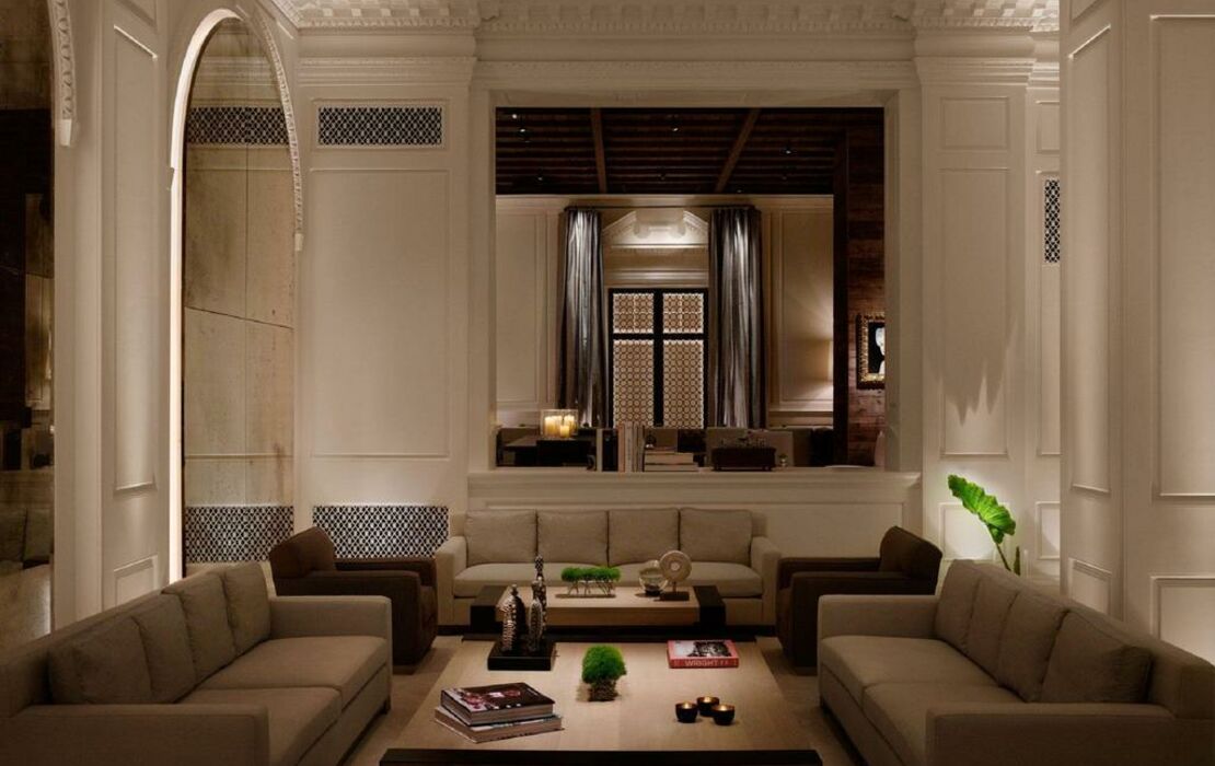 Ambassador Chicago, part of JdV by Hyatt, a Design Boutique Hotel ...