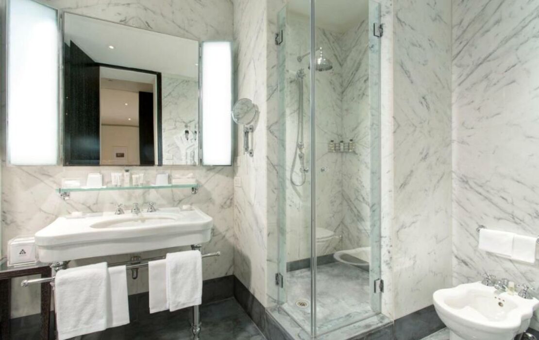 Portrait Roma - Lungarno Collection, a Design Boutique Hotel Rome, Italy