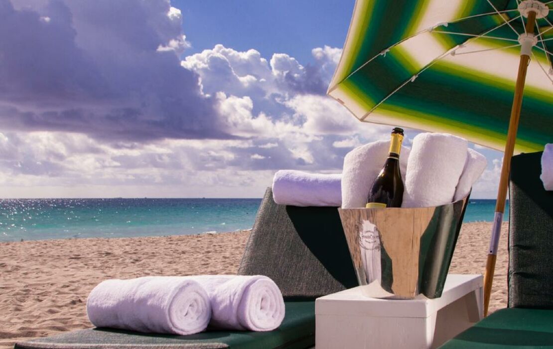 Kimpton Surfcomber Hotel, a Design Boutique Hotel Miami Beach, U.S.A.