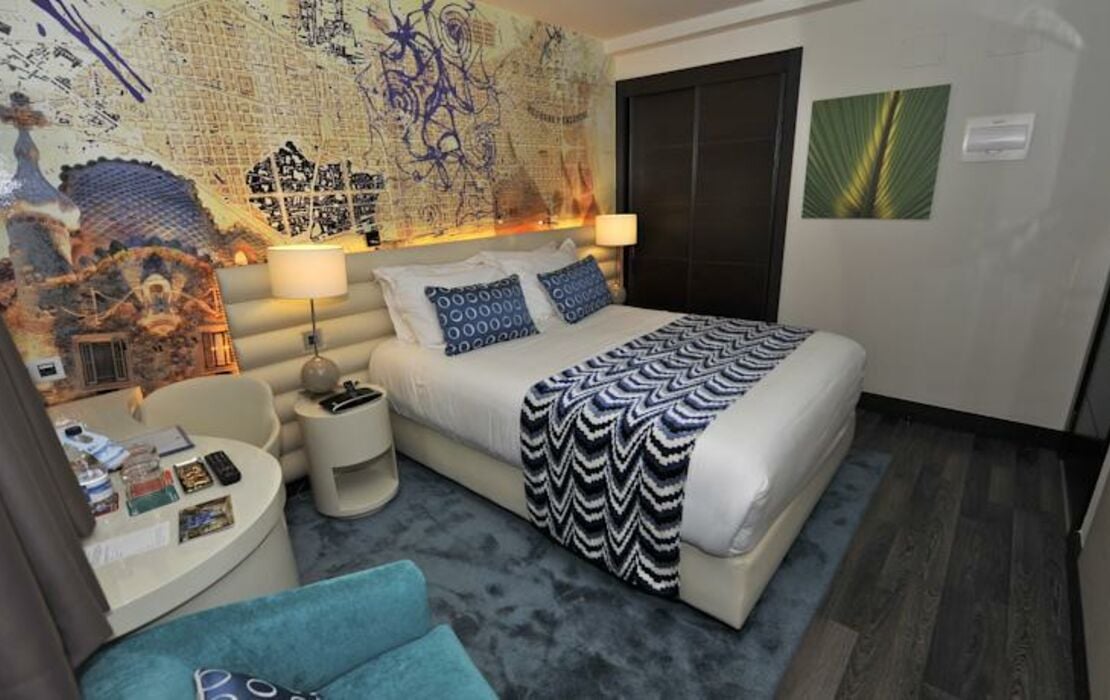 Hotel Indigo Barcelona - Plaza Catalunya, an IHG Hotel, a Design ...