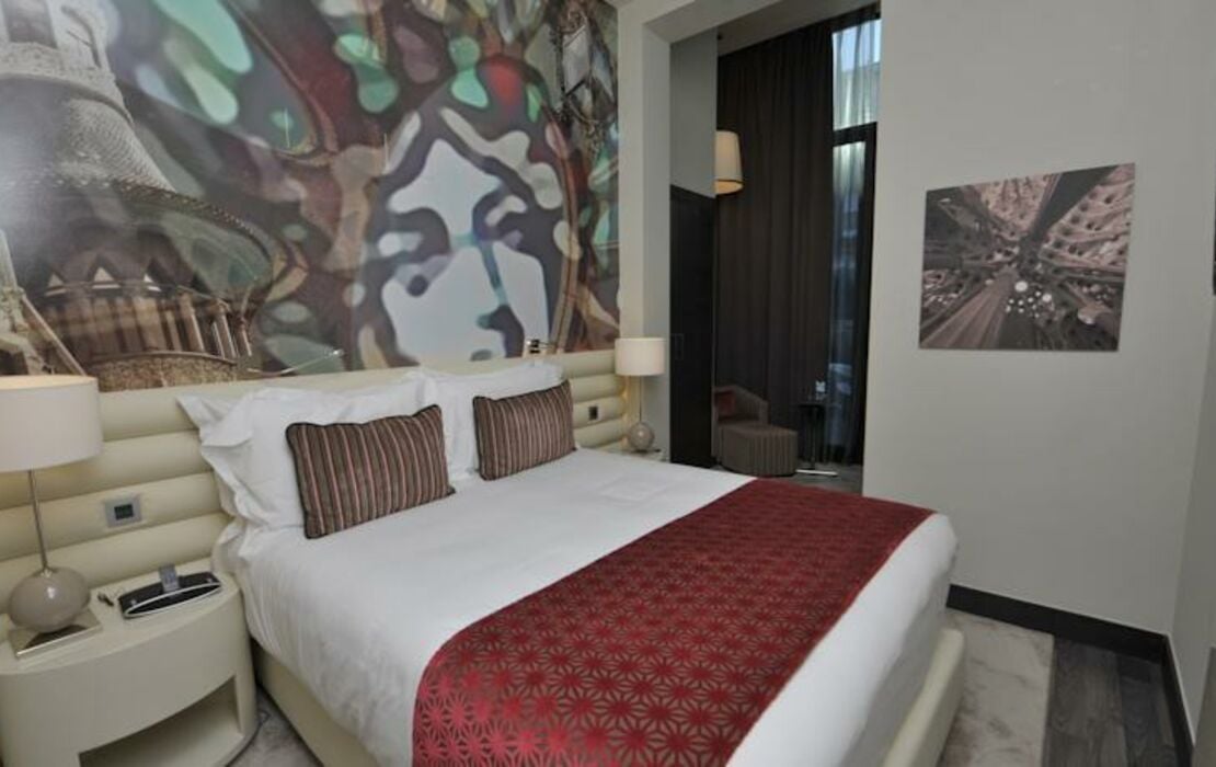 Hotel Indigo Barcelona - Plaza Catalunya, an IHG Hotel, a Design ...