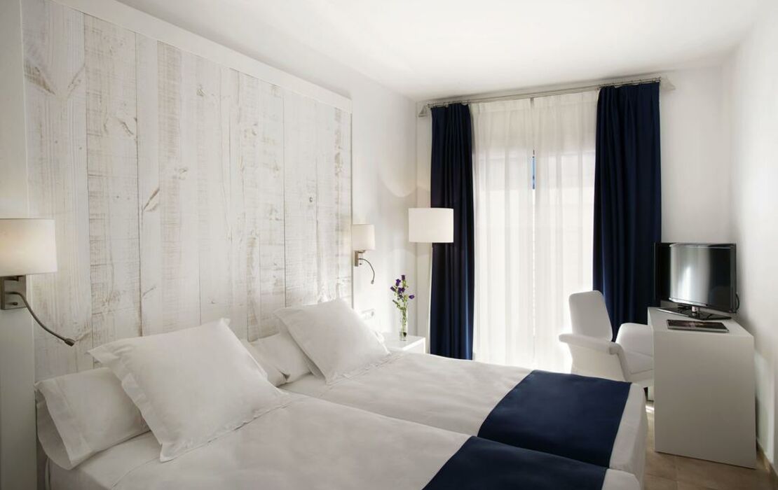 Hotel Medium Sitges Park, a Design Boutique Hotel Sitges, Spain