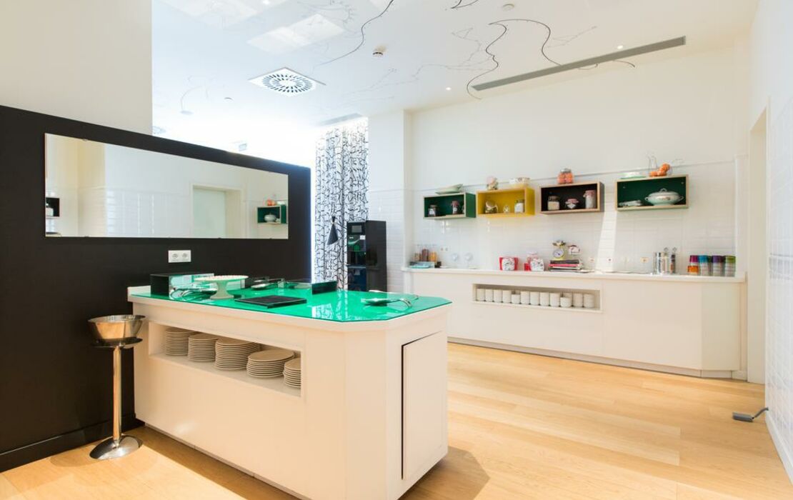 Vincci Bit, Barcelona, España