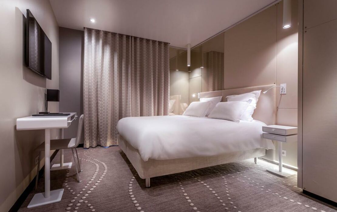 Hôtel Félicien by Elegancia, a Design Boutique Hotel Paris, France