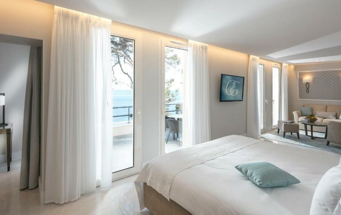 Hotel Cap Estel, a Design Boutique Hotel Èze, France