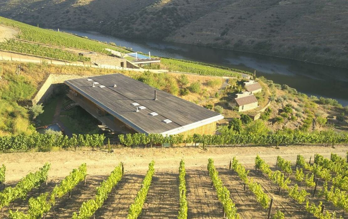 Casa do Rio Wine Hotel - Vallado, a Design Boutique Hotel Vila Nova de ...