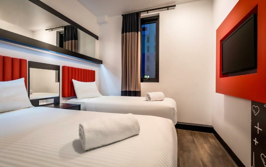 Essence Hotel Carlton, a Design Boutique Hotel Melbourne, Australia