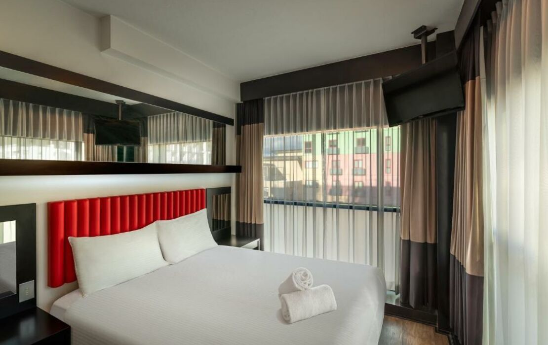 Essence Hotel Carlton, a Design Boutique Hotel Melbourne, Australia