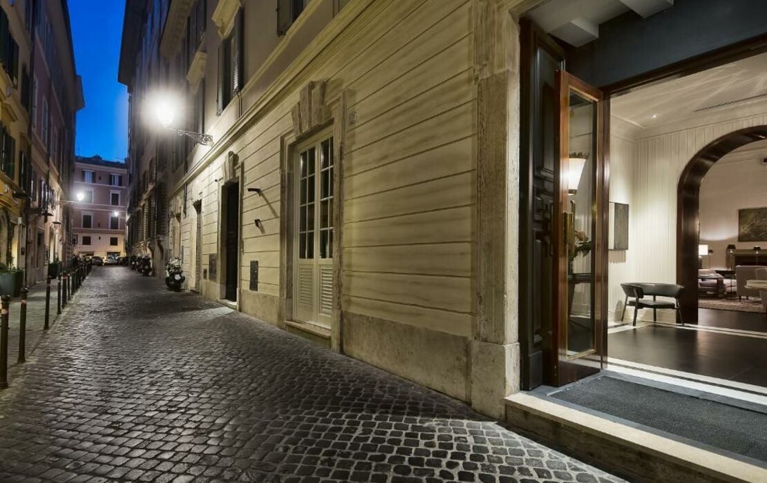 J.K. Place Roma - The Leading Hotels of the World, a Design Boutique ...